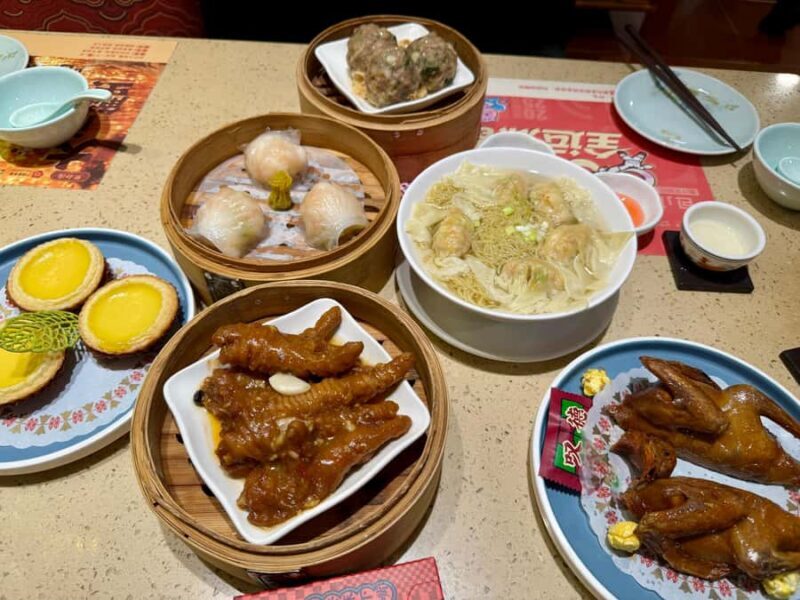 Exploring Chengdu's Old Streets: Coffee and Classic Snacks - Authentic Local Culture in Small Group