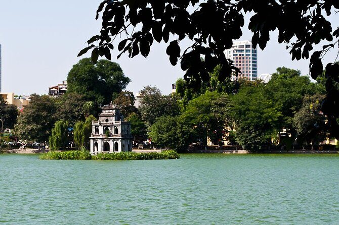 Exploring Hanoi by Motorbike Including Lunch - Discovering Hanoi on Two Wheels: What to Expect