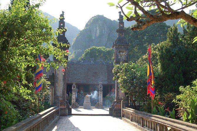 Exploring Hoa Lu - Tam Coc in Ninh Binh - Full Day - Authentic Experiences That Make the Difference