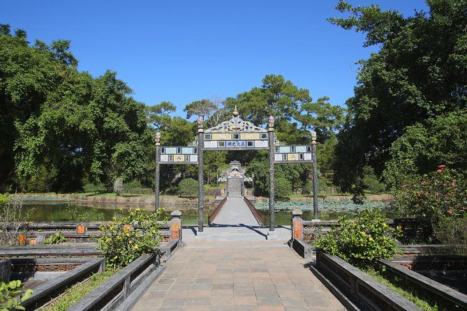 Exploring Hue Imperial City With Professional Driver By Private Car - FAQ