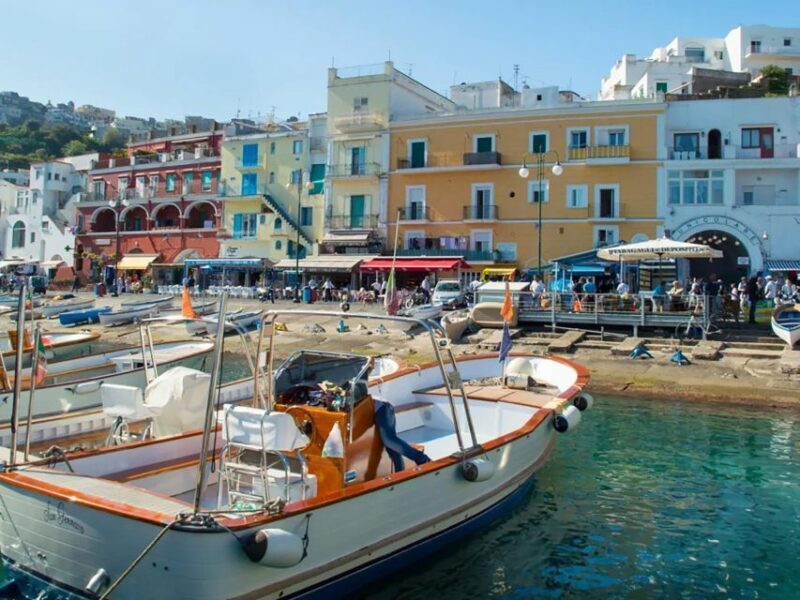 Exploring Italy: From Napoli to Capri - Key Points