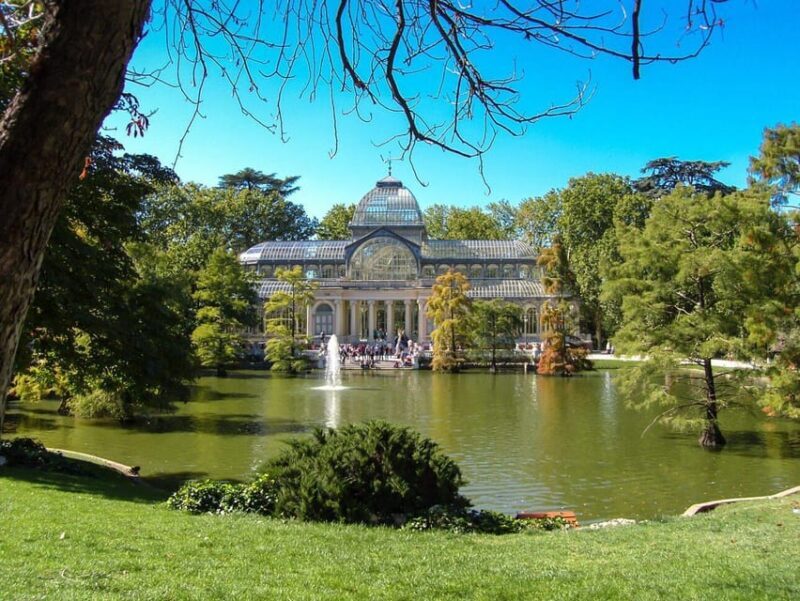 Exploring Madrid  Private Family Walking Tour - Key Points