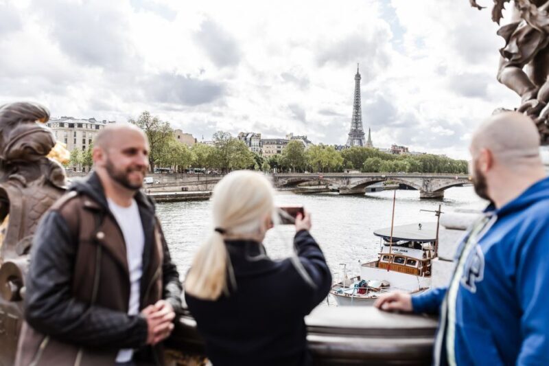 Exploring Paris with a Local: Montmartre to La Seine - Key Points