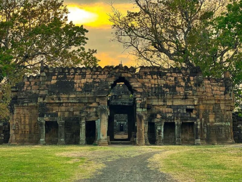 Exploring Phnom Penh to Kratie: Scenic Stop in Kampong Cham - The Kampong Cham Stop: A Cultural and Scenic Highlight