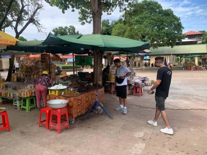 Exploring Phnom Penh to Kratie: Scenic Stop in Kampong Cham - Exploring the Scenic Drive and Local Life