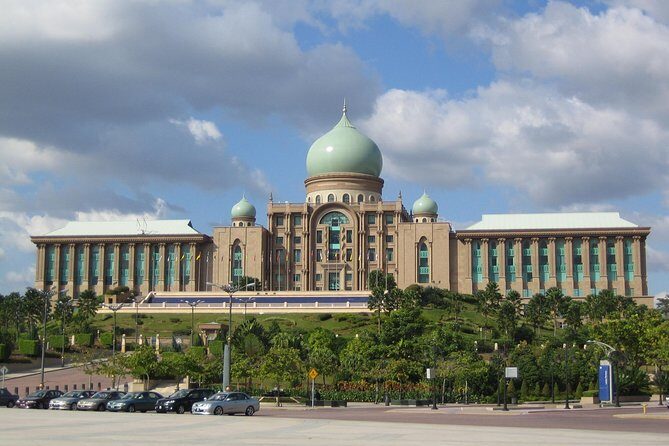 Exploring Putrajaya: A Half-Day Sightseeing Tour - The Sum Up