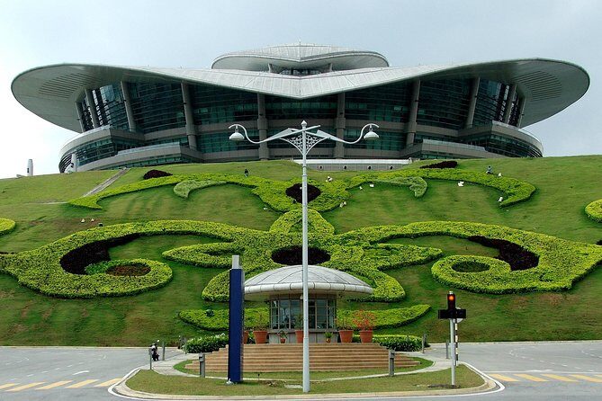 Exploring Putrajaya: A Half-Day Sightseeing Tour - FAQ