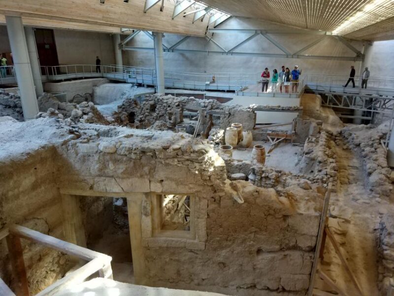 Exploring the Jewels of Santorini: A Comprehensive 5-Hr Tour - Transportation & Group Size