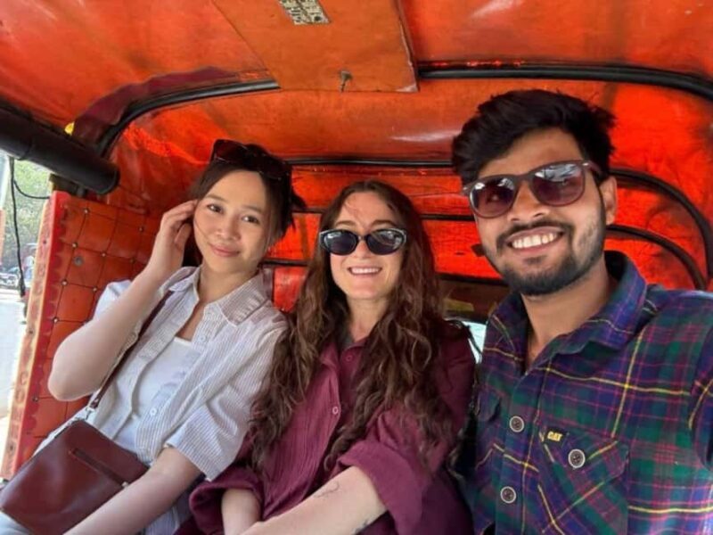 Exploring Varanasi Markets: Guided Tour with Local Guide - Key Points