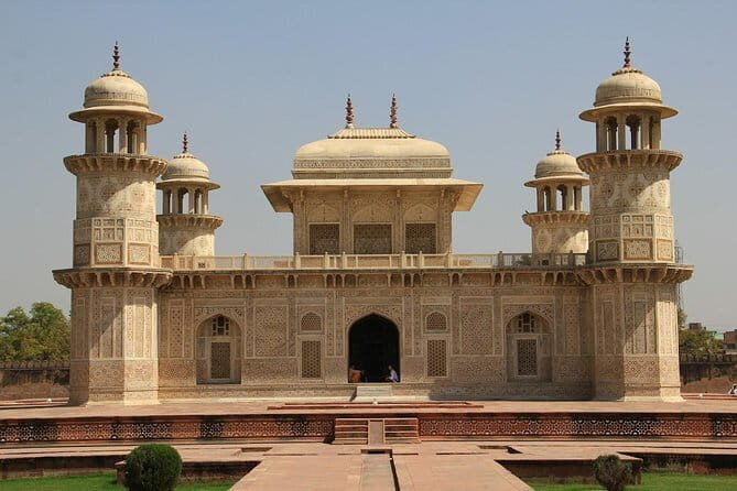 Express Train Tour for Taj Mahal From New Delhi - The Value of the Tour