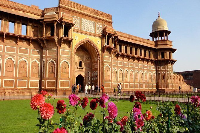 Extensive Agra Fort and colorful Kinari Bazaar Tour - Exploring Agra Fort: More Than Just Walls