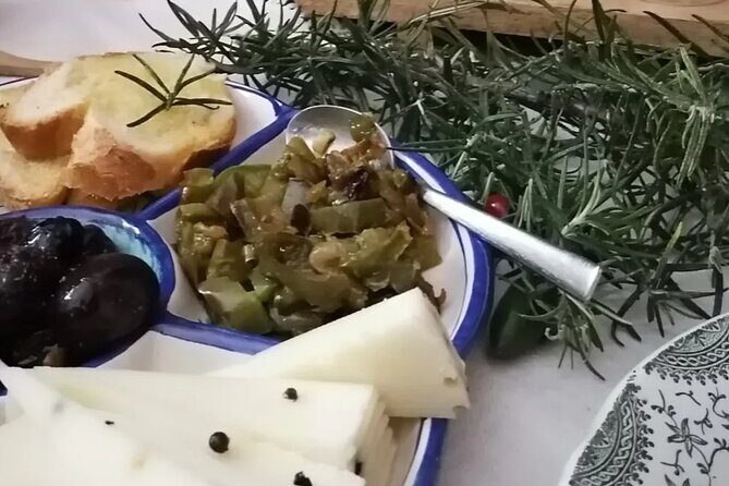 Extra virgin olive oil tour in the Cefalu area - A Closer Look at the SantAmbrogio Olive Oil Experience