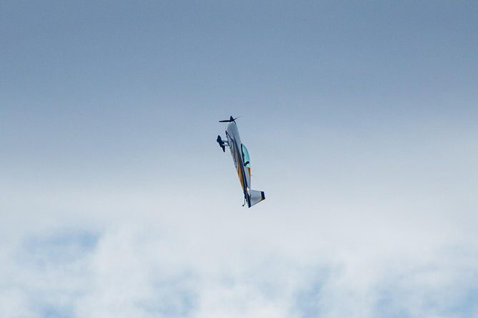 Extreme Aerobatics Experience in the Extra 330LX - An In-Depth Look at the Experience