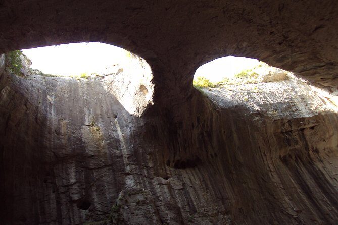 Eyes of god, Saeva Dupka Caves and the Blue Ostrich Farm - Private Day Trip - Key Points