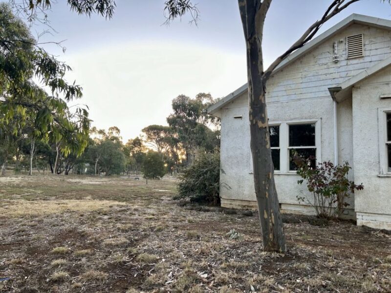Eynesbury Homestead Dark Tales & Ghostly Trails Dinner&Tour - A Balanced Dive Into the Experience