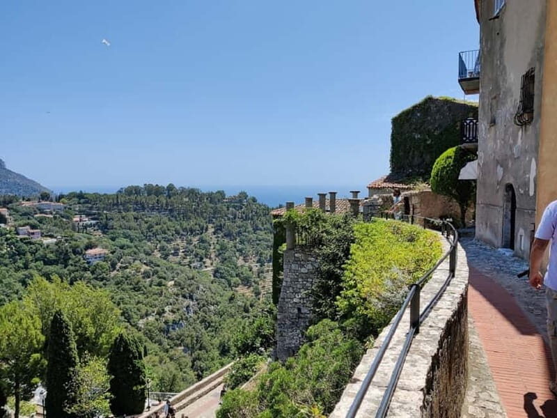Èze: Walking Tour with a Certified Local Guide - Pricing and Value