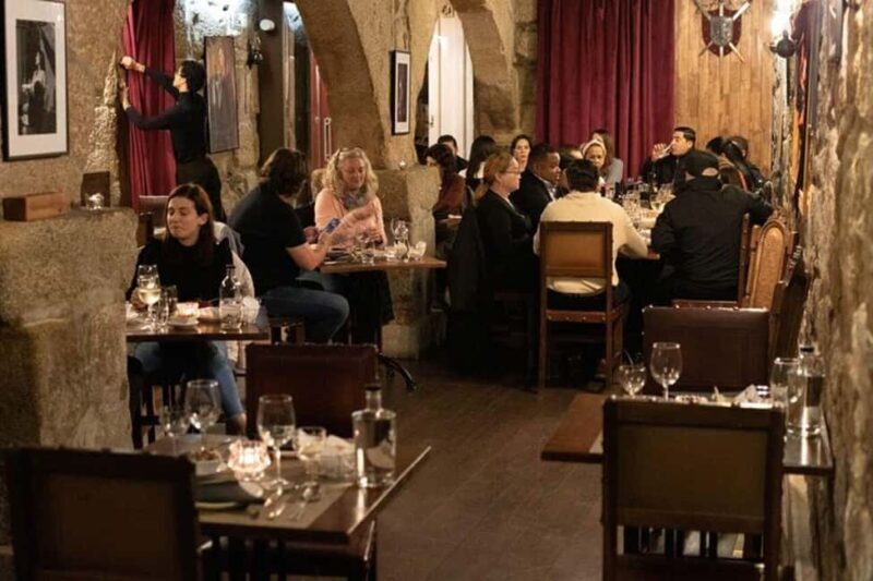 Fado Half Day Guided Tour with Dinner & live Show in Lisbon - FAQ