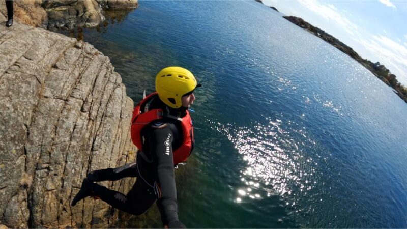 Færvik: Coastering Raet National Park - The Experience Itself