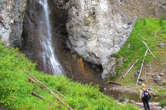 Fairy Falls and Grand Prismatic Overlook Hike with Lunch - Who Should Consider This Tour?