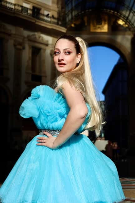 Fairytale Dress in the heart of Milan(Photographer separate) - The Value of Photography and Extras