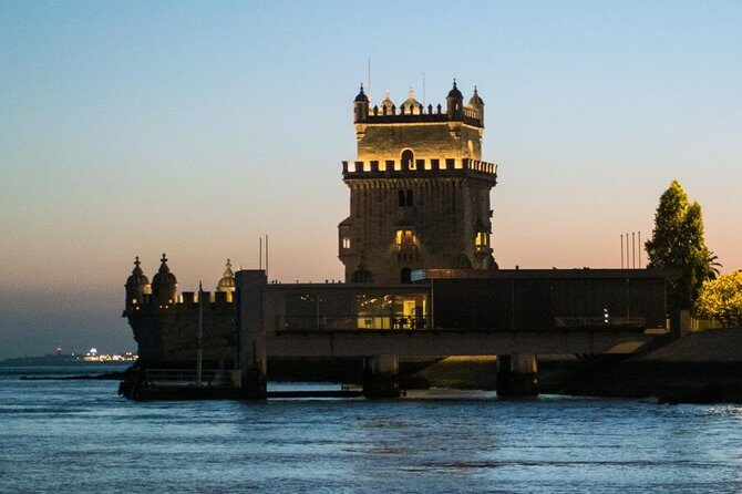 Fall in love in Lisbon! - Practical Tips for Booking