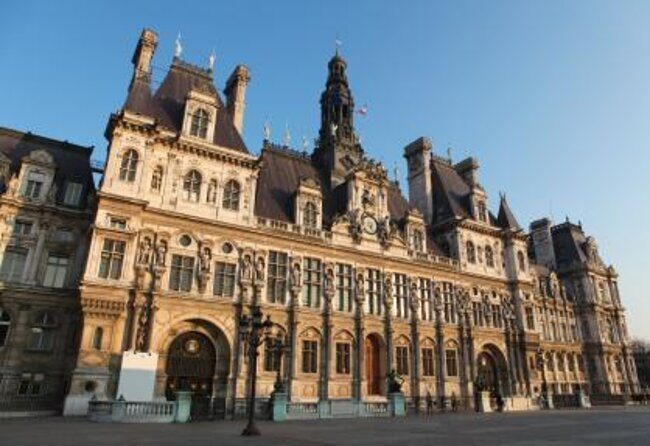 Fall in love with Paris in 3 hours - Key Points