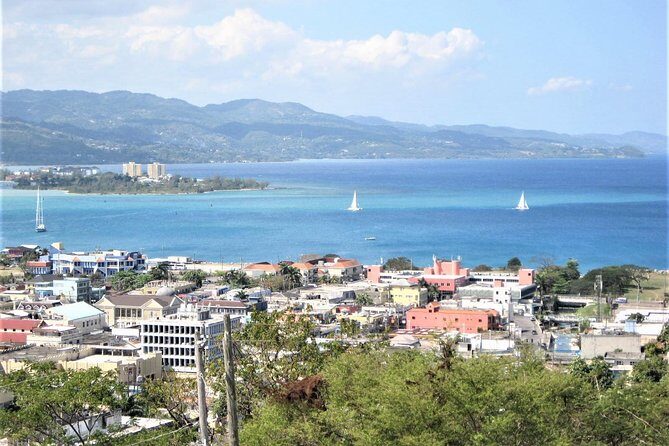 Falmouth Shore Excursion: Doctor's Cave Beach & Montego Bay City Highlights - What Travelers Say