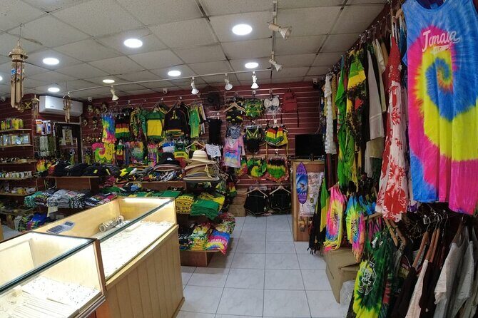 Falmouth to Ocho Rios Guided Tour (Dunn's River Falls & Shopping) - Post-Adventure Shopping and Cultural Experience