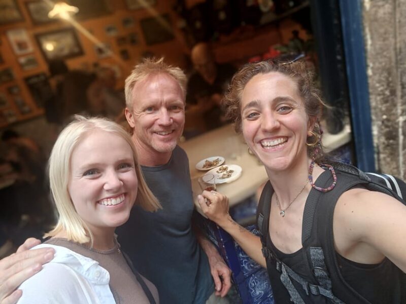 Familly friendly: tailored tapas, giants & Scavenger Hunts! - Who Is This Tour Perfect For?