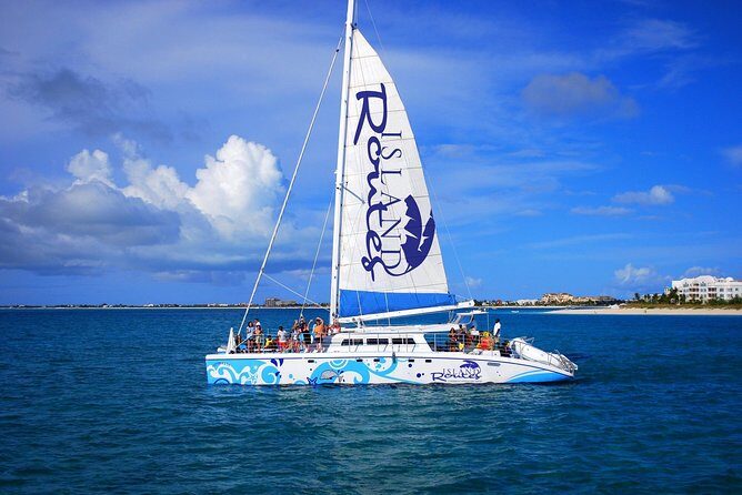 Family Catamaran & Snorkeling Cruise Turks & Caicos - Why Choose This Cruise?
