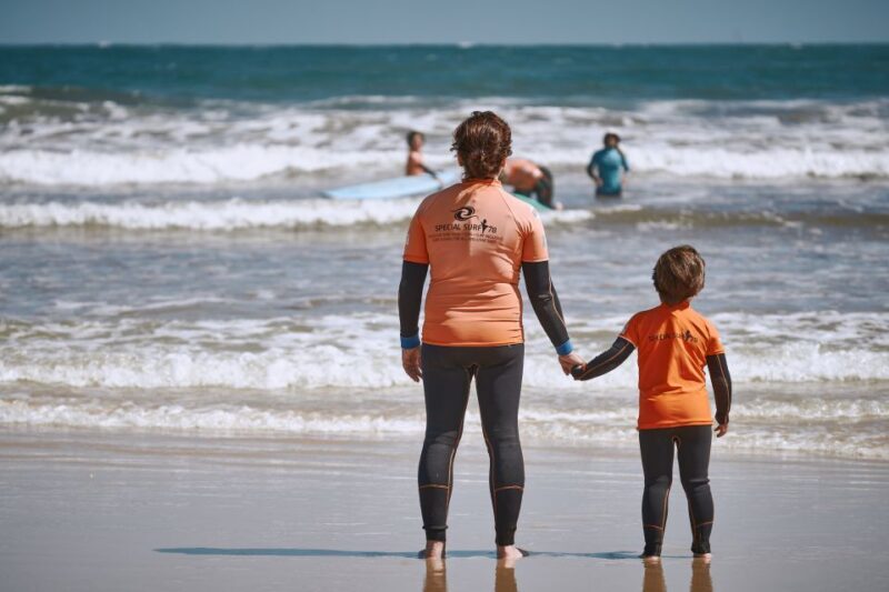 Family/children surf lesson - Who Should Consider This Surf Lesson?