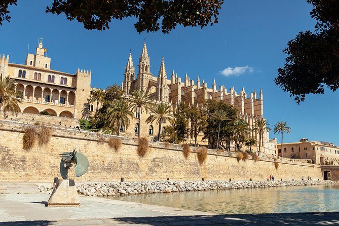 Family Friendly Palma de Mallorca Private City Tour - The Itinerary in Depth