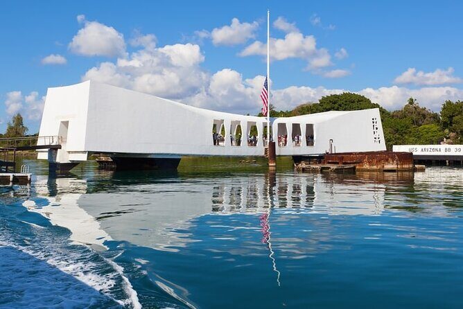 Family-friendly Pearl Harbor and Honolulu Downtown with private transportation - Deep Dive into the Itinerary