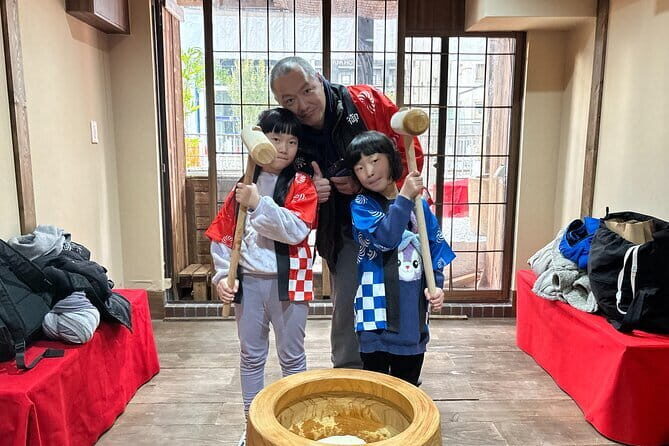 Family FriendlyTraditional Mochi Pounding Experience - Authenticity and Reviews
