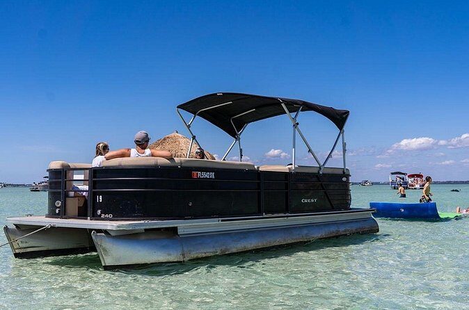 Family Fun Pontoon Rental w/ Lily Pad - The Sum Up