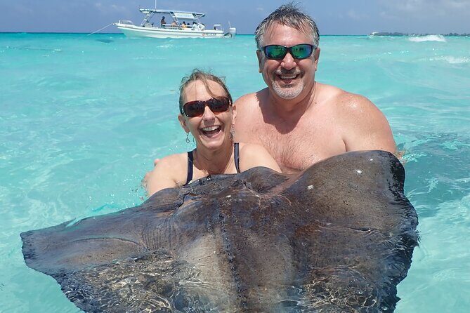 (Family owned) Stingray city sandbar, Starfish Beach & Snorkeling - What Makes This Tour Stand Out?