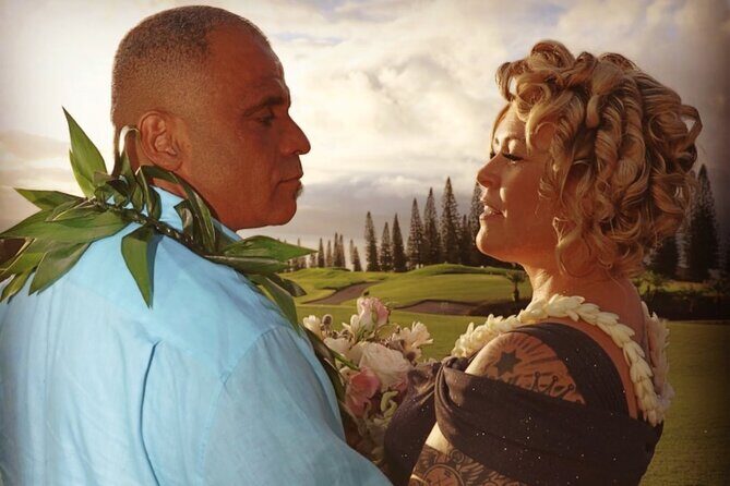 Family Portraits and Drone Photography in Maui - Exploring the Experience in Detail