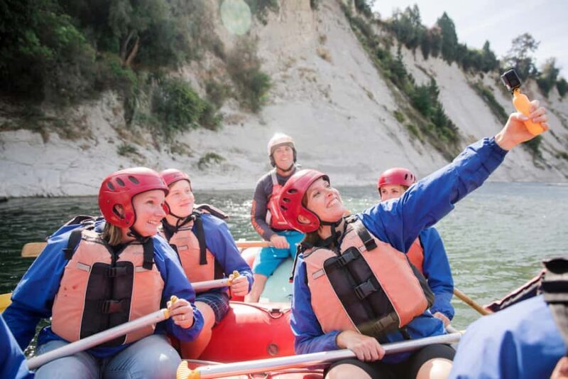 Family Rafting on the Rangitikei River - Family Rafting on the Rangitikei River: A Practical Look
