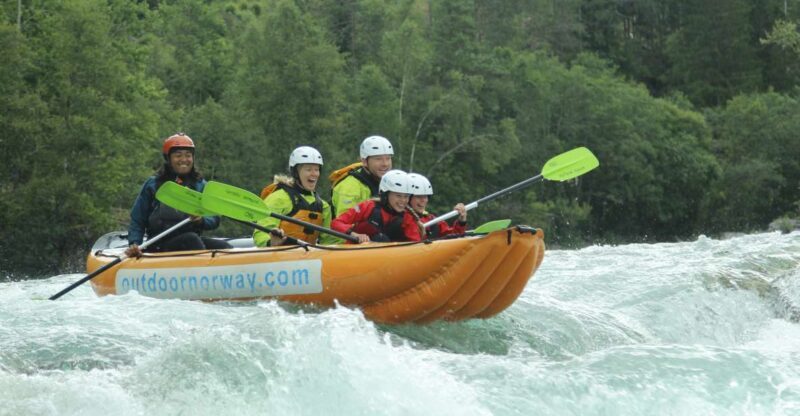 Family Rafting - Voss - An Easy Starting Point Near Voss