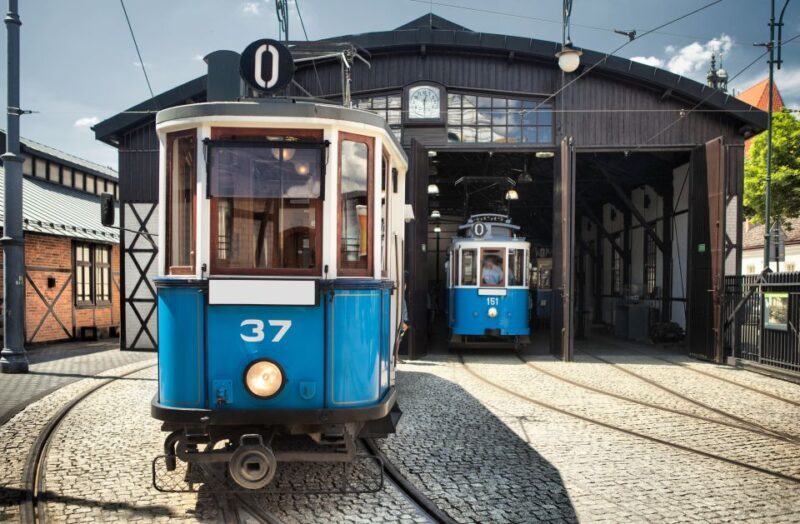 Family Tour of Linz's Old Town, Pöstlingberg and Grottenbahn - Breaking Down the Cost and Value