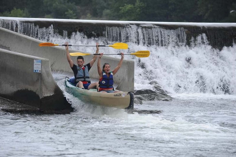 Family trip down the Ardèche by canoe/kayak 3 hours approx. 12 km - Price and Value