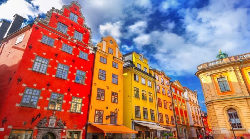 Family Walking Tour of Stockholm's Old Town, Junibacken - Discovering Stockholm’s Old Town with a Private Guide