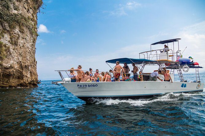 Famous Pato Bobo Adventure Boat - Key Points