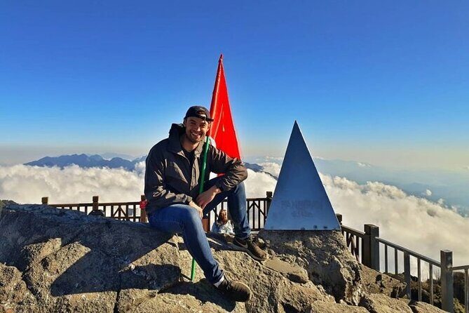 Fansipan Summit - Rooftop of Indochina 2 days 1 night Tour by Bus - Food Experience