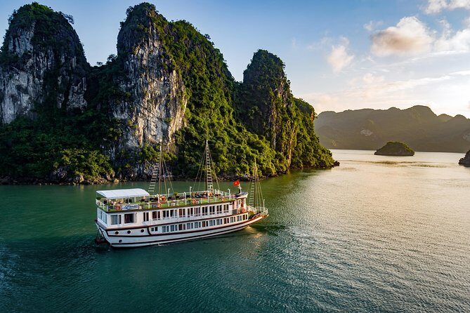 Fantastic Trip 5 Day Sapa - Ninh Binh and Halong Cruise - Key Points