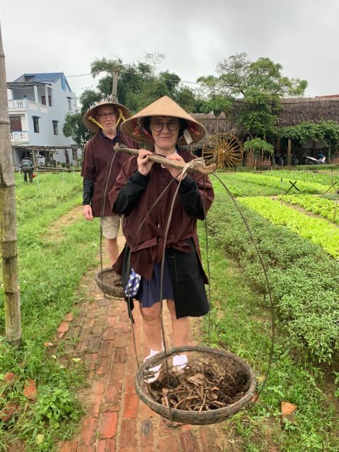 Farming with Farmers at ancient vegetable Village "Tra Que" - An In-Depth Look at the Tra Que Farming Tour