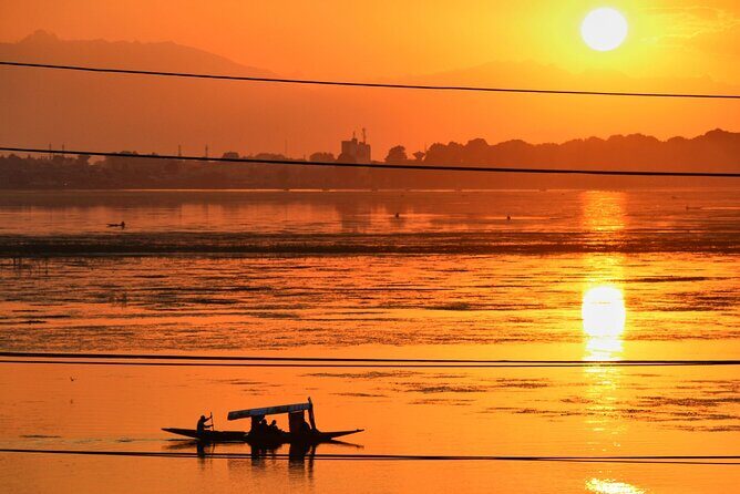 Fascinating Kashmir 4 Nights / 5 Days - What Makes This Tour Stand Out