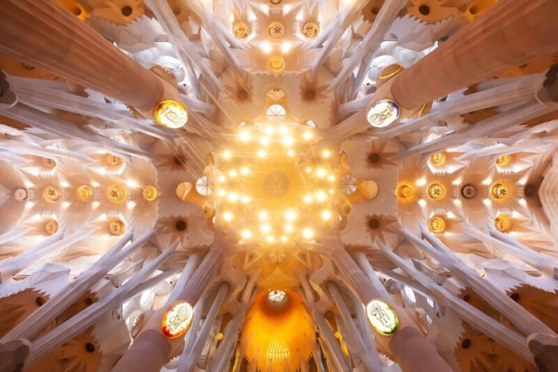 Fast-Track Access: Sagrada Familia 1.5-Hour Guided Tour - Practical Tips for Your Visit