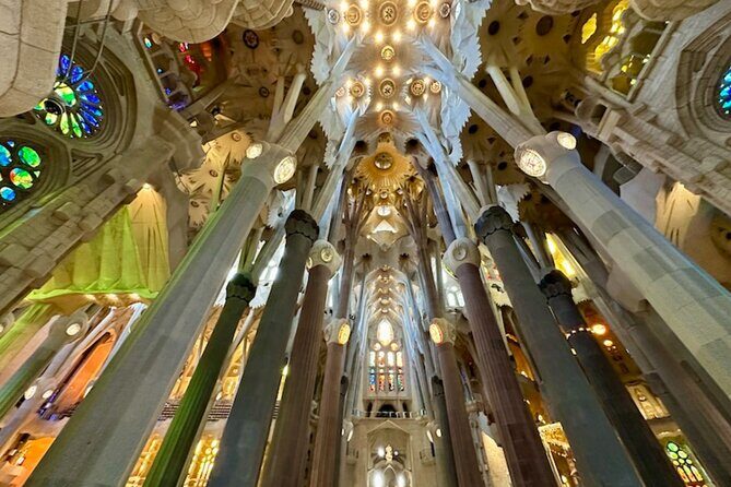 Fast Track: Sagrada Familia Guided Tour - Exploring the Sagrada Familia: A Guided Tour Review