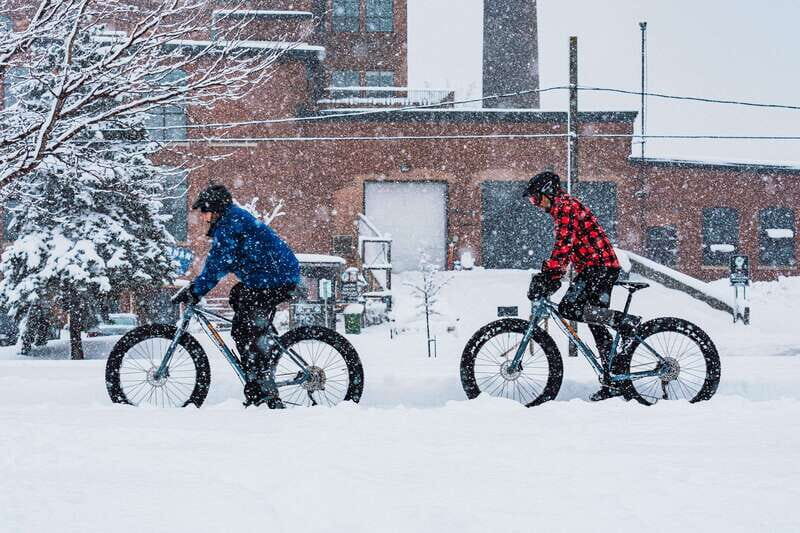 Fatbike rental - Au Canal-de-Lachine - An In-Depth Look at Fatbiking on the Lachine Canal